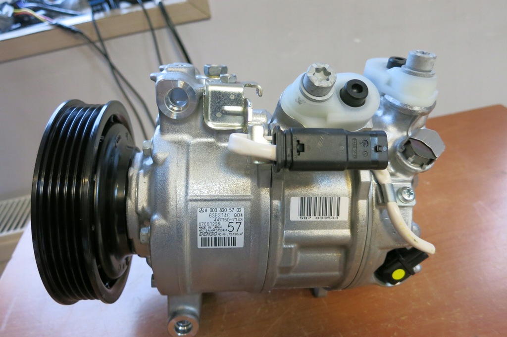 Pompa kompresor klimatyzacji Mercedes A0008305702 - 8840740484 ...