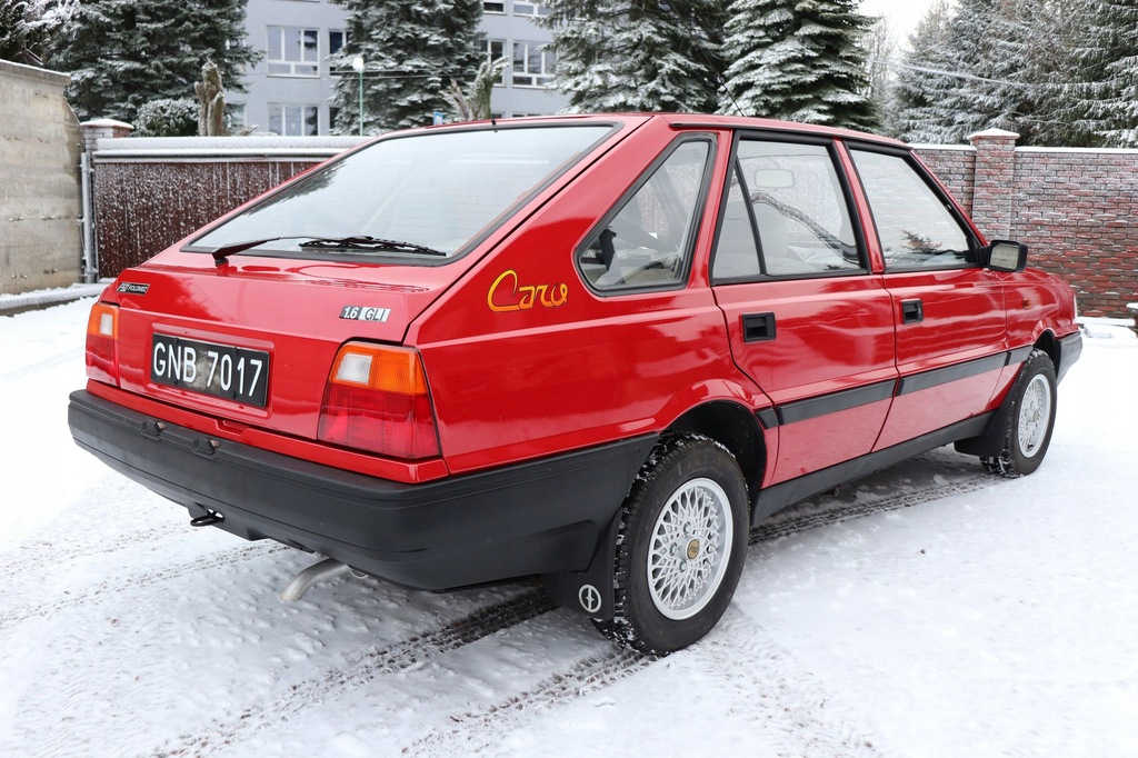 POLONEZ CARO 1.6 38 tys. km. ORYGINALNY - Piękny - 13223413339 ...
