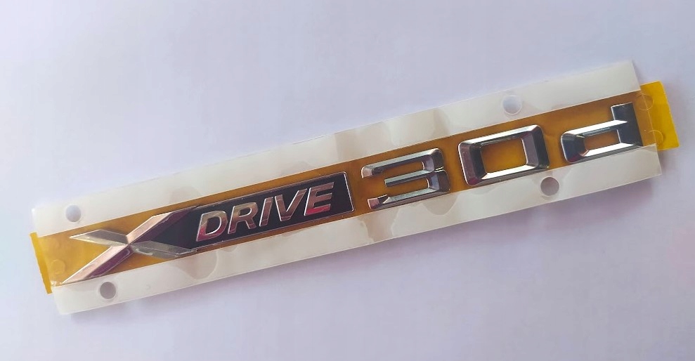 BMW E83 F25 F26 E70 Napis emblemat znaczek logo X-DRIVE 30d 7362491 ...