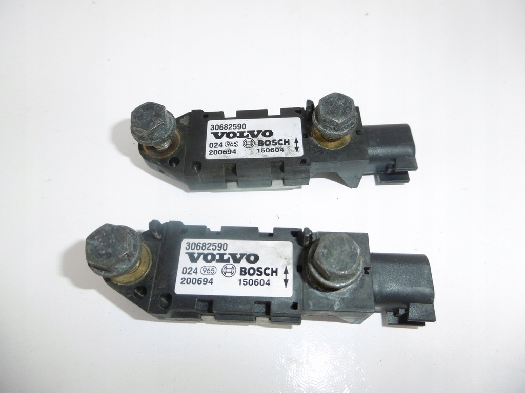 CZUJNIK SENSOR UDERZENIOWY 30682590 VOLVO XC90 - 8269219349 - oficjalne ...