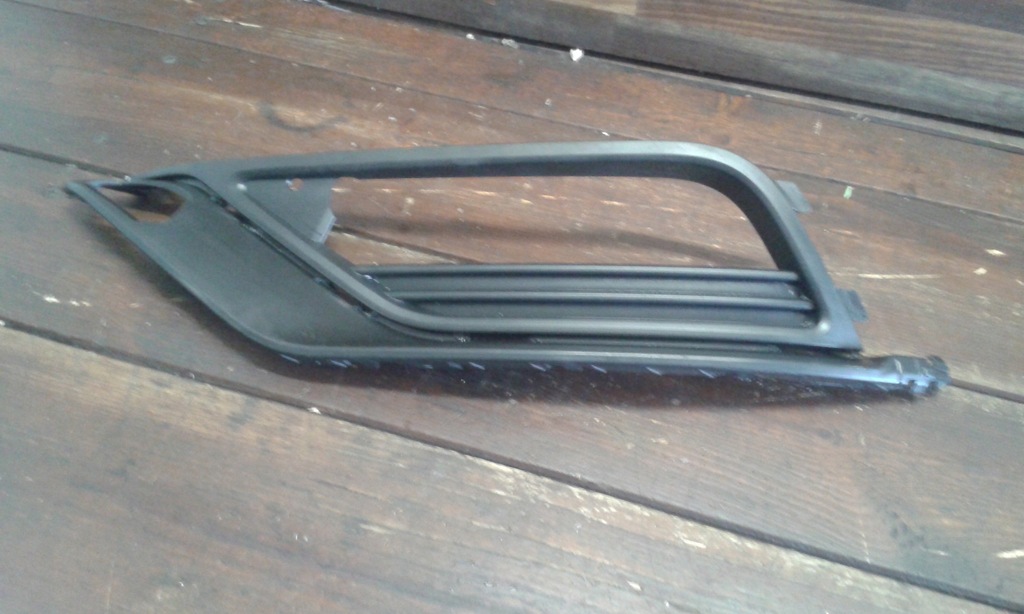 KRATKA ZDERZAKA VW PASSAT B8 R-LINE 3G0853665E - 8566690863 - oficjalne archiwum Allegro