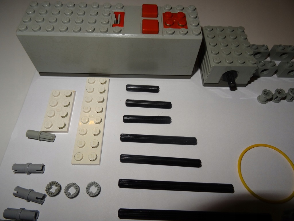 LEGO TECHNIC 8720 Motor Set 9v - 8021377510 - oficjalne archiwum Allegro