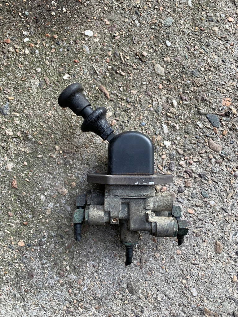 ZAWÓR DZWIGNIA HAMULCA MERCEDES VARIO ATEGO AXOR - 12781864309 ...