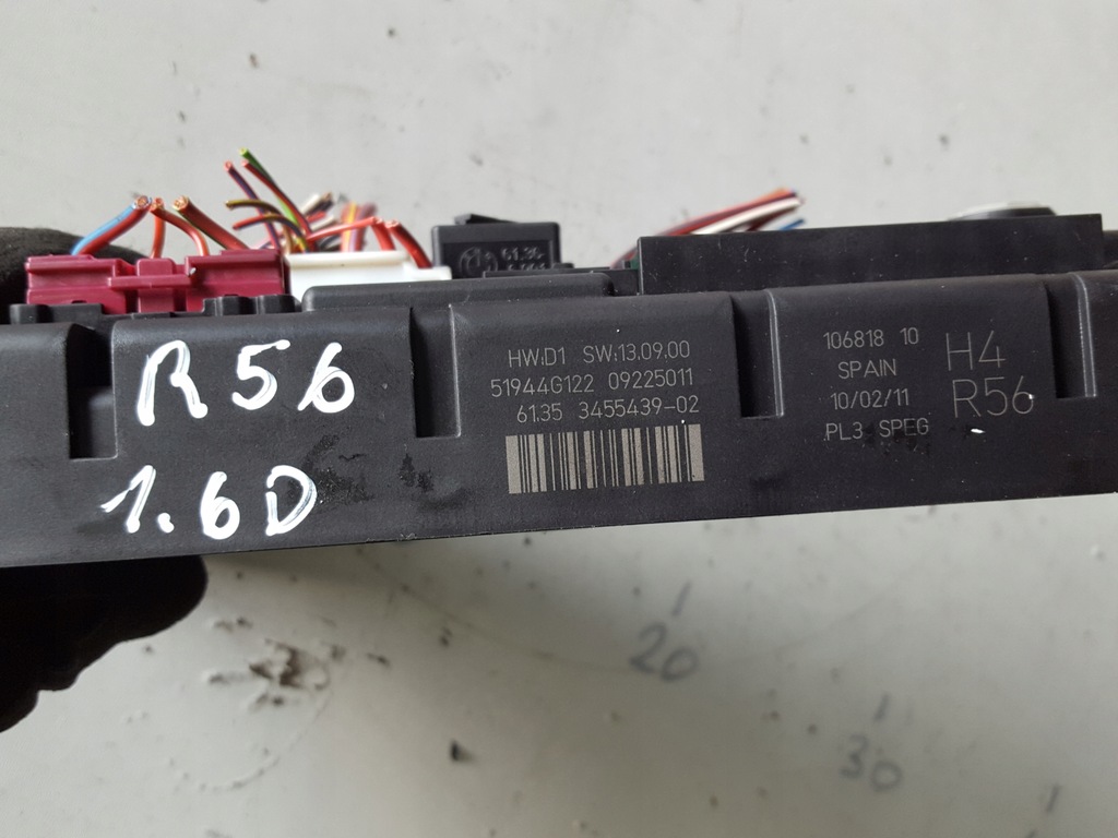 MINI COOPER R56 LIFT 1.6 D SKRZYNKA BEZPIECZNIKÓW - 12752669022 ...