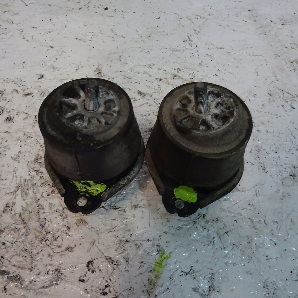 AUDI Q7 3.0TDI PODUSZKA SILNIK 7L6199131A - 9392510011 - oficjalne ...