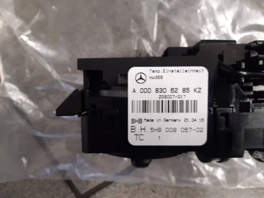 MERCEDES-BENZ PANEL OGRZEWANIA 0008306285 - 12609259453 - oficjalne ...
