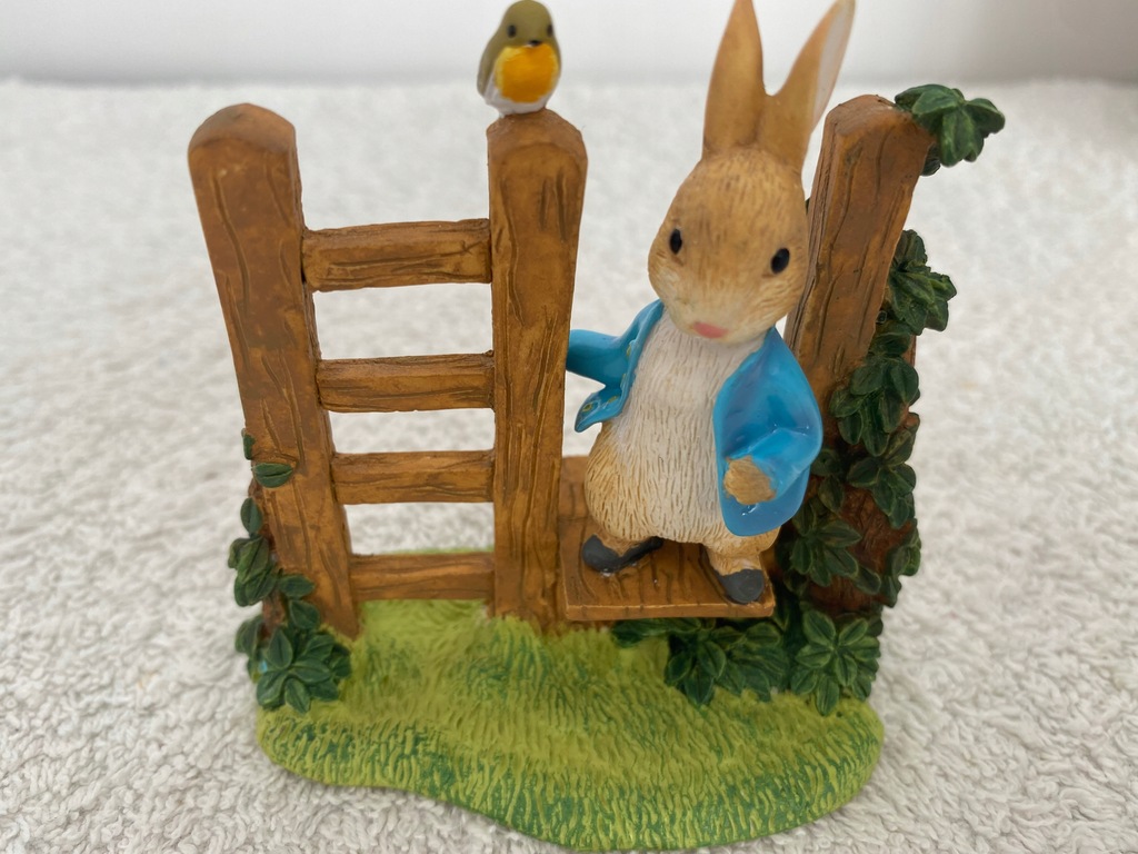 FIGURKA BEATRIX POTTER ENESCO PETER RABBIT - 12634557688 - oficjalne ...