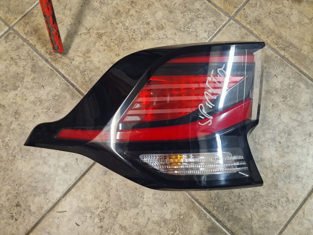 LAMPA TYLNA LEWA KIA SPORTAGE V 5 92401R2000 - 14885275480 - oficjalne ...