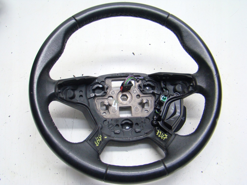FORD C-MAX MK2, FOCUS MK3 - KIEROWNICA SKÓRA - 12992825308 - oficjalne archiwum Allegro
