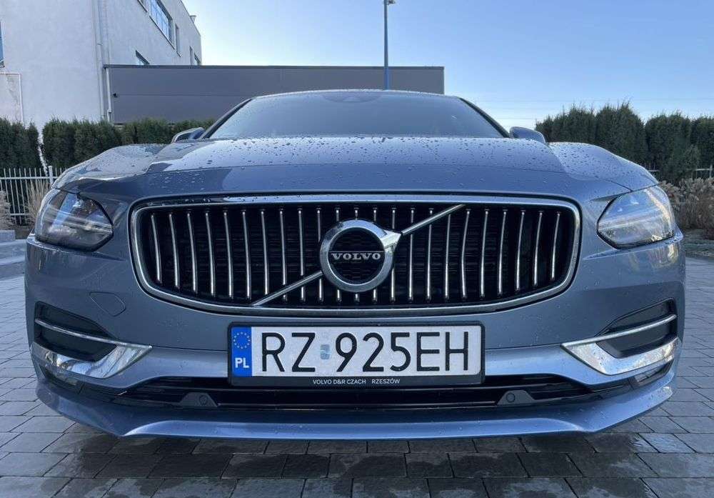 Volvo S90 Volvo S90 D5 SCR AWD Inscription - 15120828984 - oficjalne ...