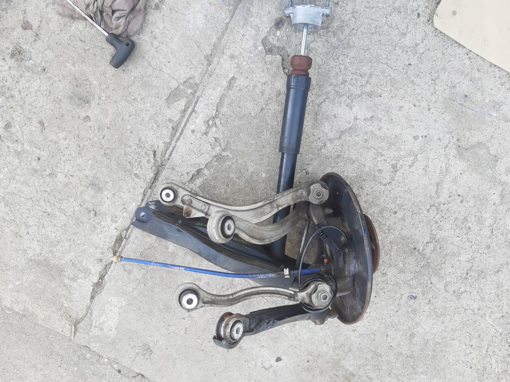 MERCEDES GLK X204 ZWROTNICA WAHACZ LEWA TYŁ - 12700607829 - oficjalne ...