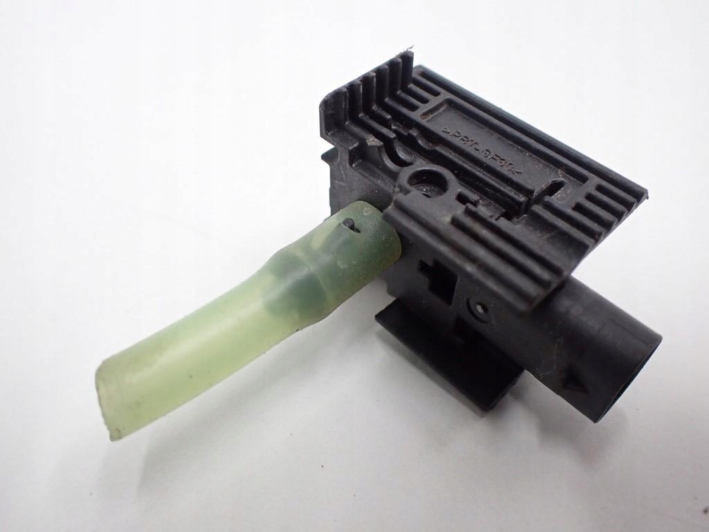 CZUJNIK UDERZENIA OCHRONY PIESZYCH AUDI Q5 II 80A - 13089389728 ...