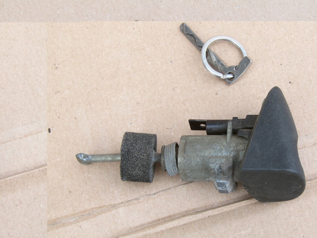 1 MERCEDES W203 LEWA WKLADKA ZAMKA DRZWI + KLUCZ - 13487943251 - oficjalne archiwum Allegro