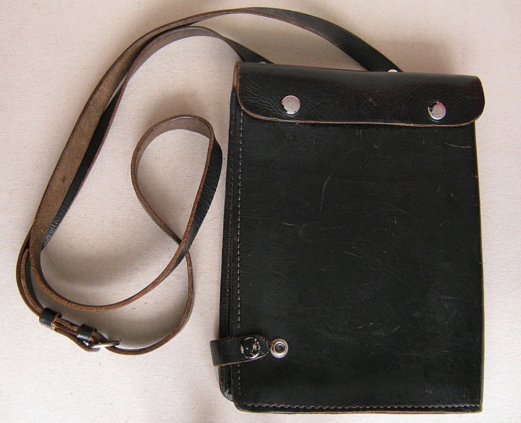 CZARNY SKÓRZANY MAPNIK LWP / MO / PRL - RAPORTÓWKA - 12899562398 ...