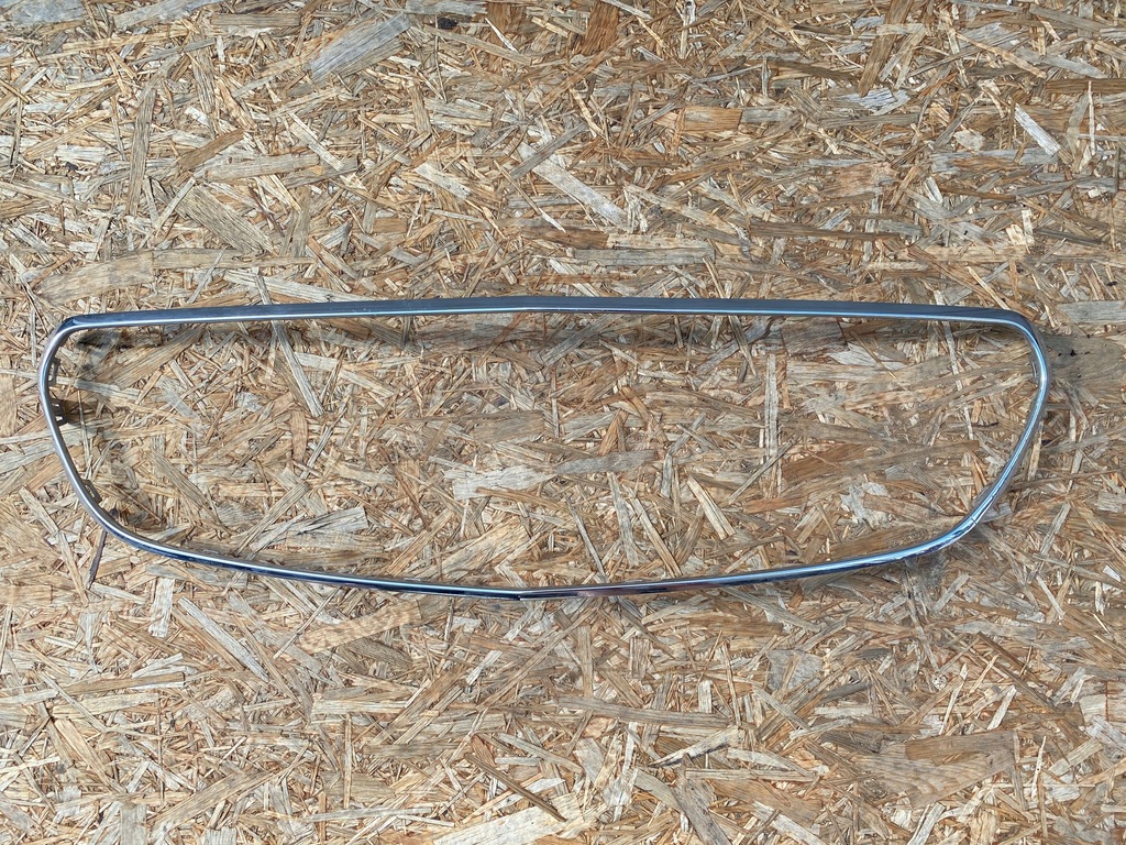 RAMKA CHROM GRILLA A2138850200 MERCEDES W213 - 12539210626 - oficjalne ...