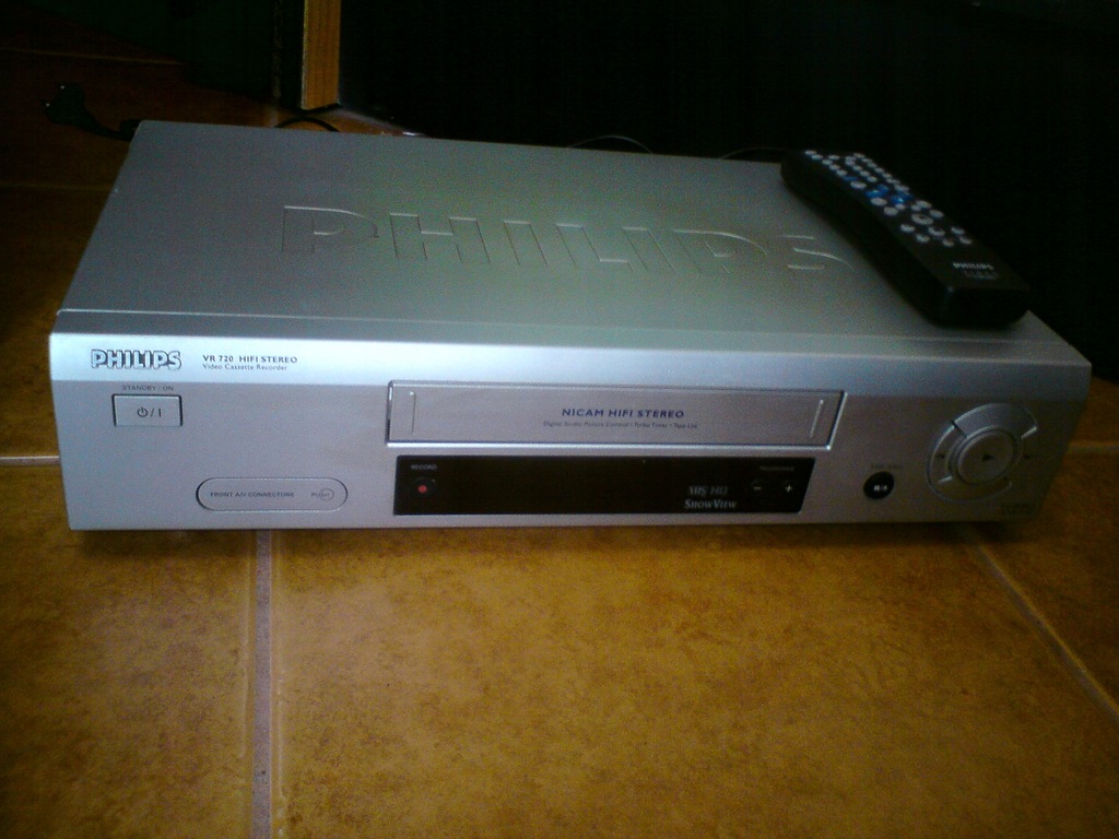 Philips VR 720 video VHS magnetowid VCR STERO NICAM Polskie menu + pilot - 16588590873 ...