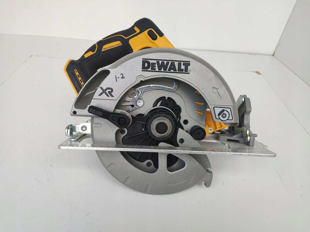 Pilarka Tarczowa Dewalt DCS570 18V XR 184mm - 12447779497 - oficjalne ...
