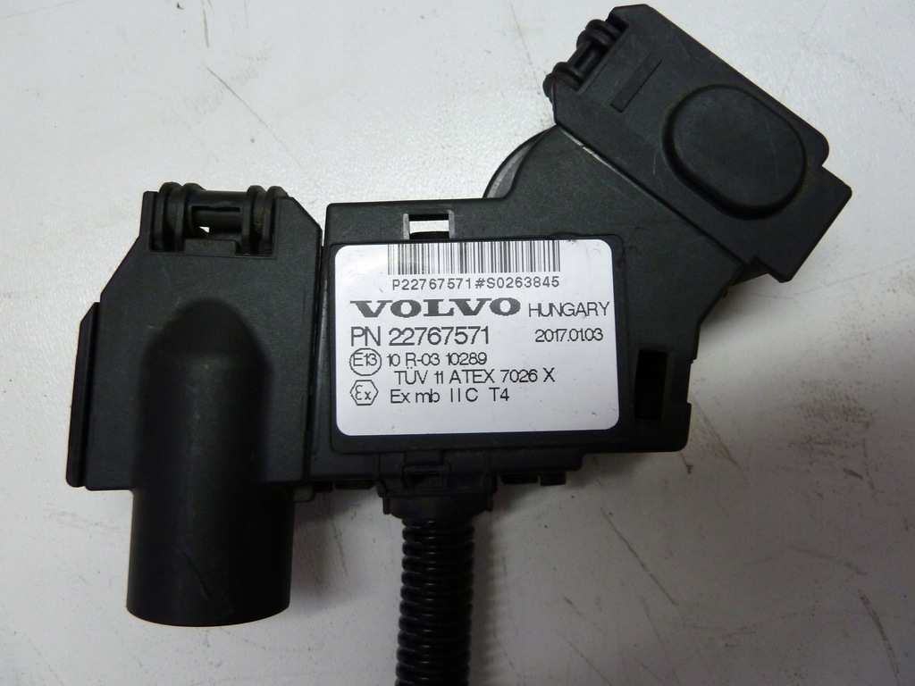 VOLVO FH NOWA KLEMA AKUMULATORA 22767571 - 8947110670 - oficjalne ...