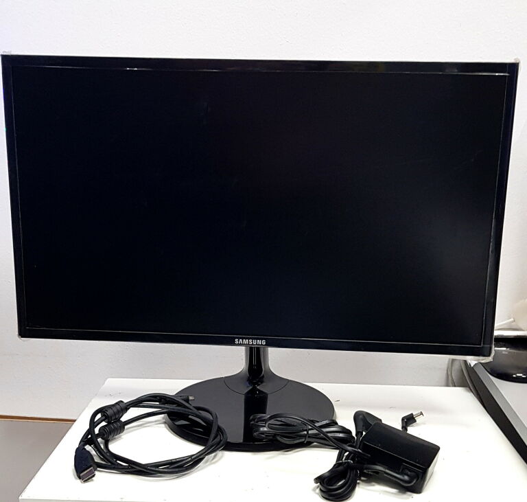 MONITOR SAMSUNG 24 CALI SF354!OPIS! - 11759907092 - oficjalne archiwum ...