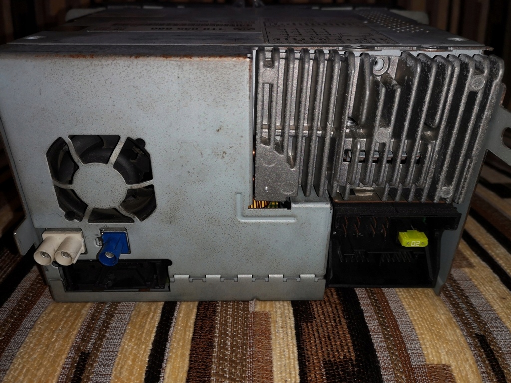 RADIO VW NAWIGACJA SIMENS NR.1T0 035 680 - 7738378362 - oficjalne archiwum Allegro