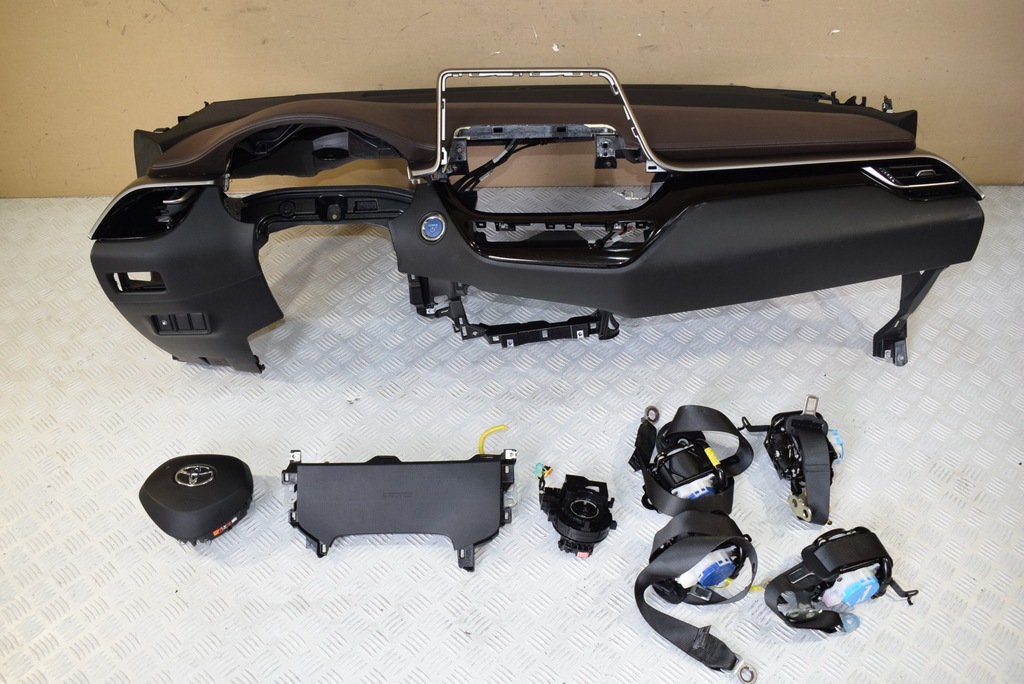 DESKA KONSOLA AIRBAG PODUSZKI TOYOTA CHR C-HR - 7313944874 - oficjalne ...