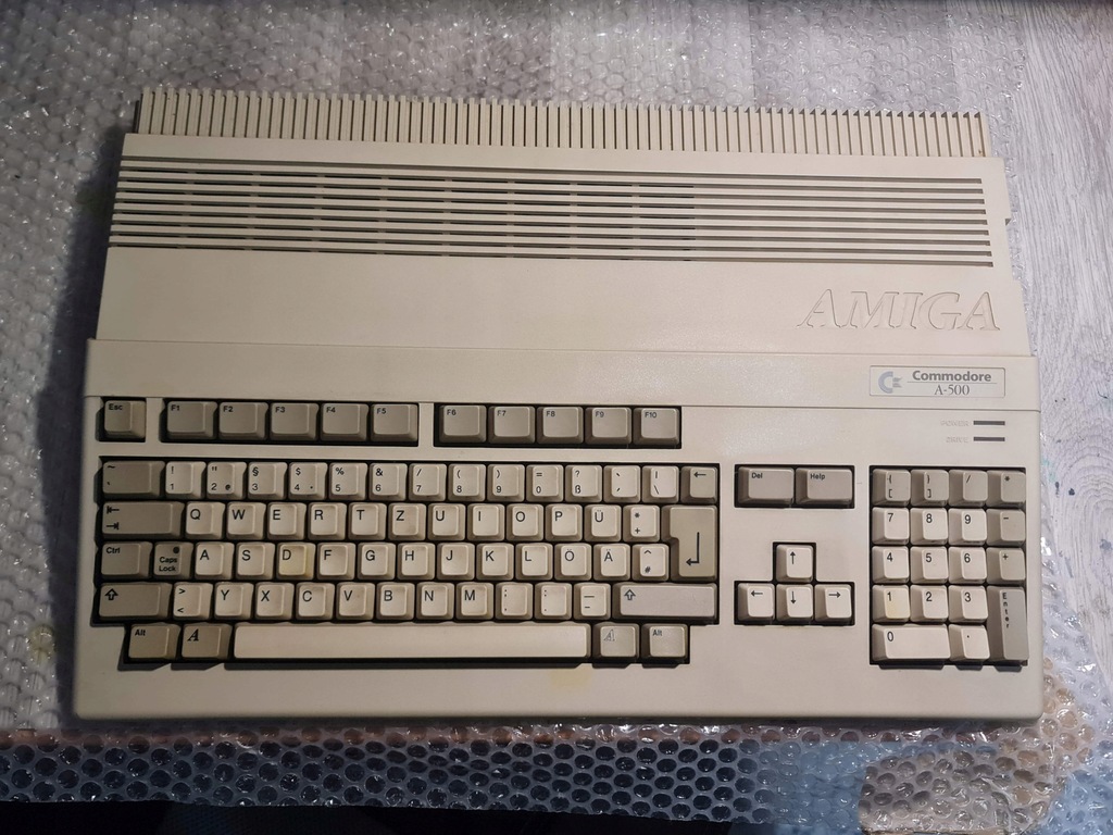 KOMPUTER AMIGA A-500 A500 COMMODORE PUDELKO ZASILACZ ZESTAW - 14811924409 - oficjalne archiwum ...
