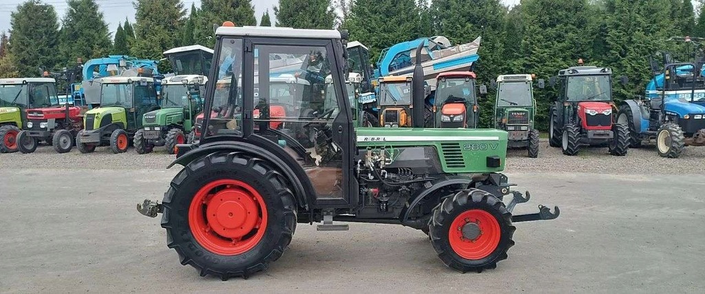 Fendt 280V TUZ Ciagnik sadowniczy - 14686527015 - oficjalne archiwum ...