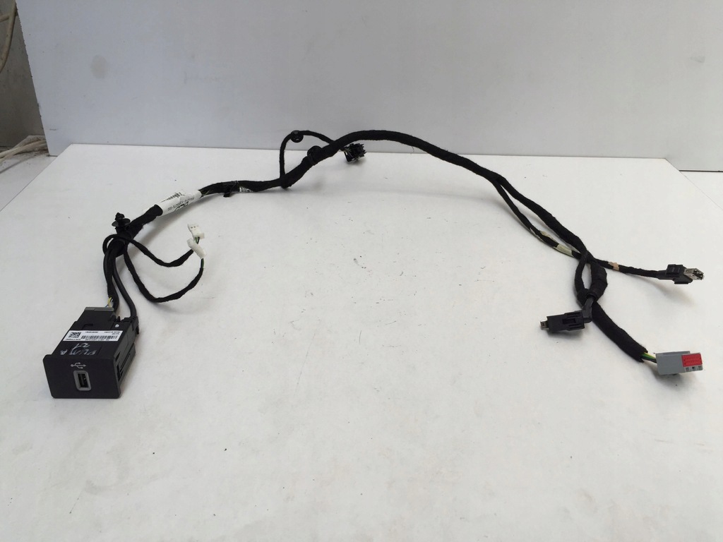 FORD PUMA II MK2 2020 GNIADO PORT WIĄZKA USB - 11303397441 - oficjalne ...
