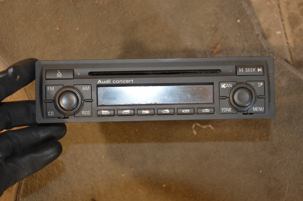 Audi A6 C5 FL Radio Concert 4B0035186G - 10243242123 - oficjalne archiwum Allegro