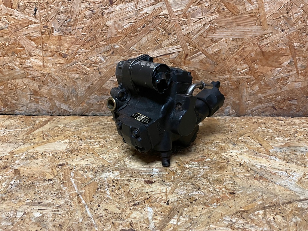 POMPA WTRYSKOWA PALIWA VOLVO V50 2.0D 136KM - 12258500390 - oficjalne archiwum Allegro