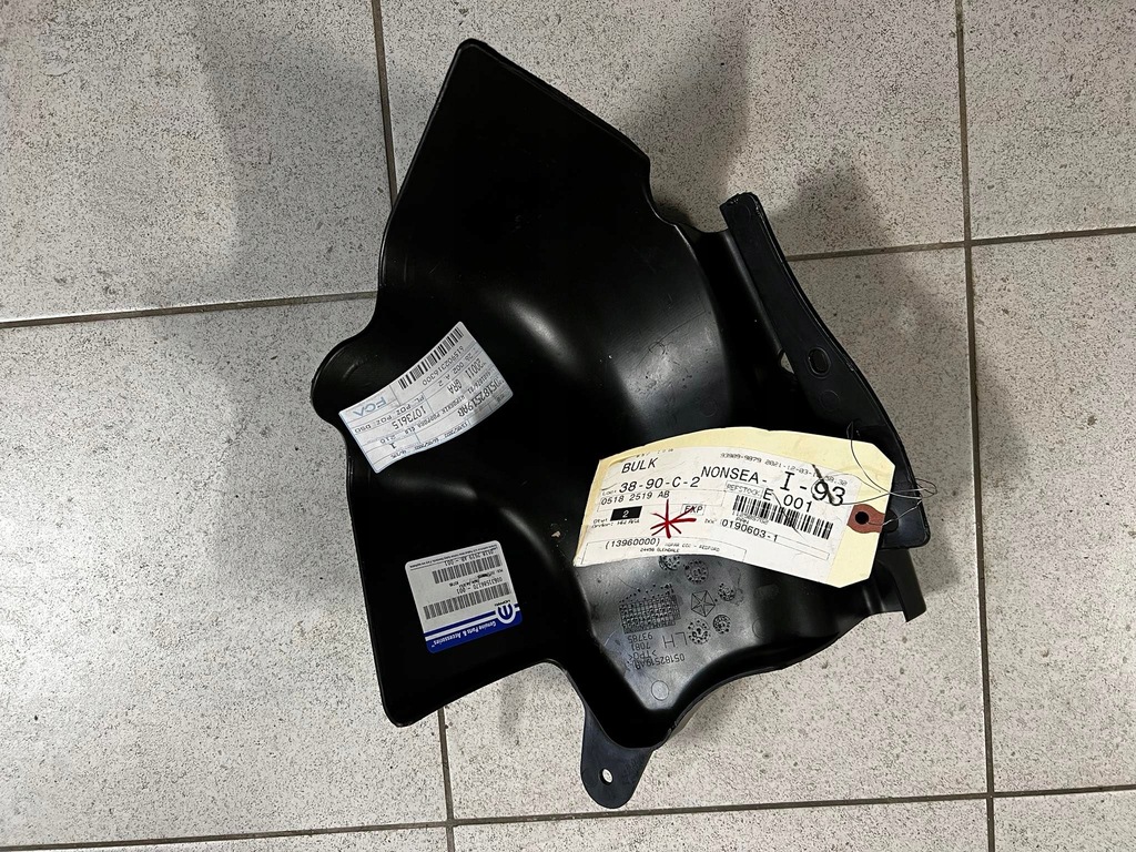 Łapacz powietrza kanał Jeep Grand Cherokee Wk2 - 13191677698 ...