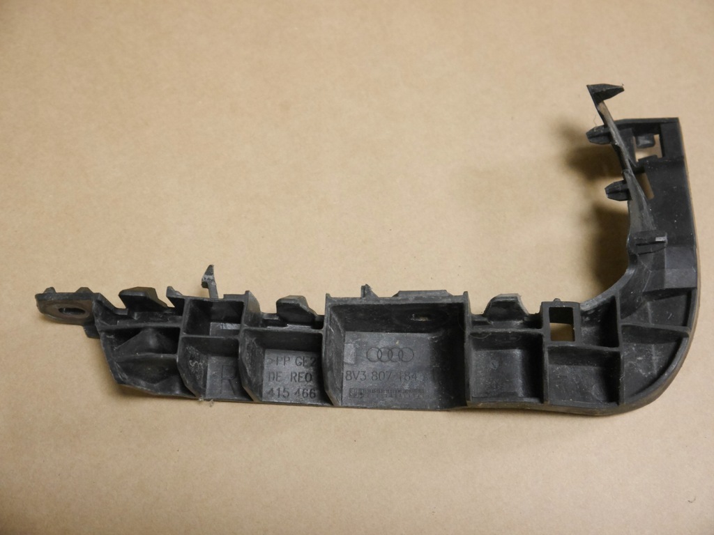 AUDI A3 8V ŚLIZG ZDERZAK PRZÓD 8V3807184A - 12892389791 - oficjalne ...