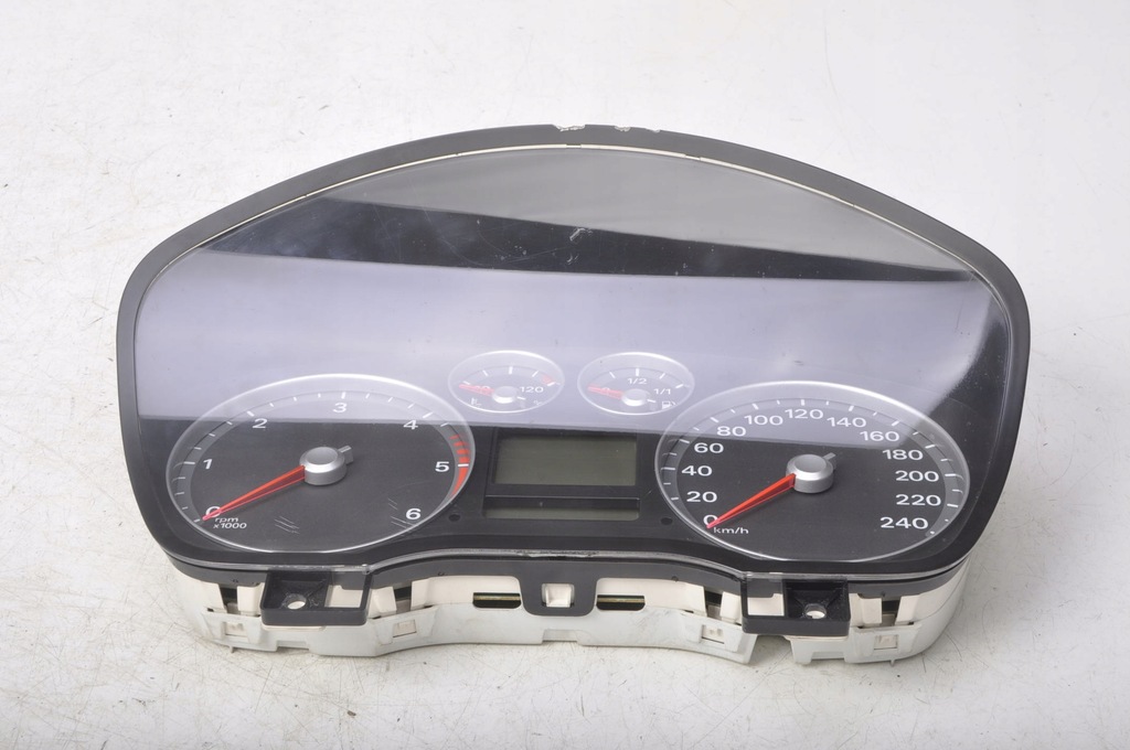 FORD FOCUS MK2 LICZNIK ZEGARY 4M5T-10849-LN EUROPA - 13267560831 - oficjalne archiwum Allegro