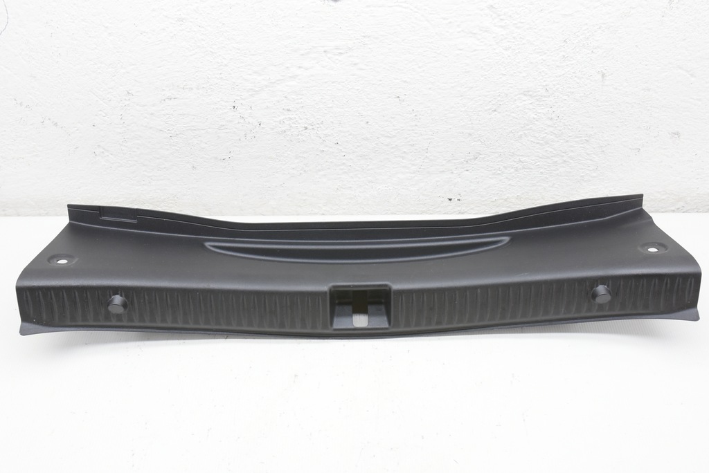 Mercedes W205 SEDAN OSŁONA PASA TYLNEGO BAGAŻNIKA - 12822174569 ...