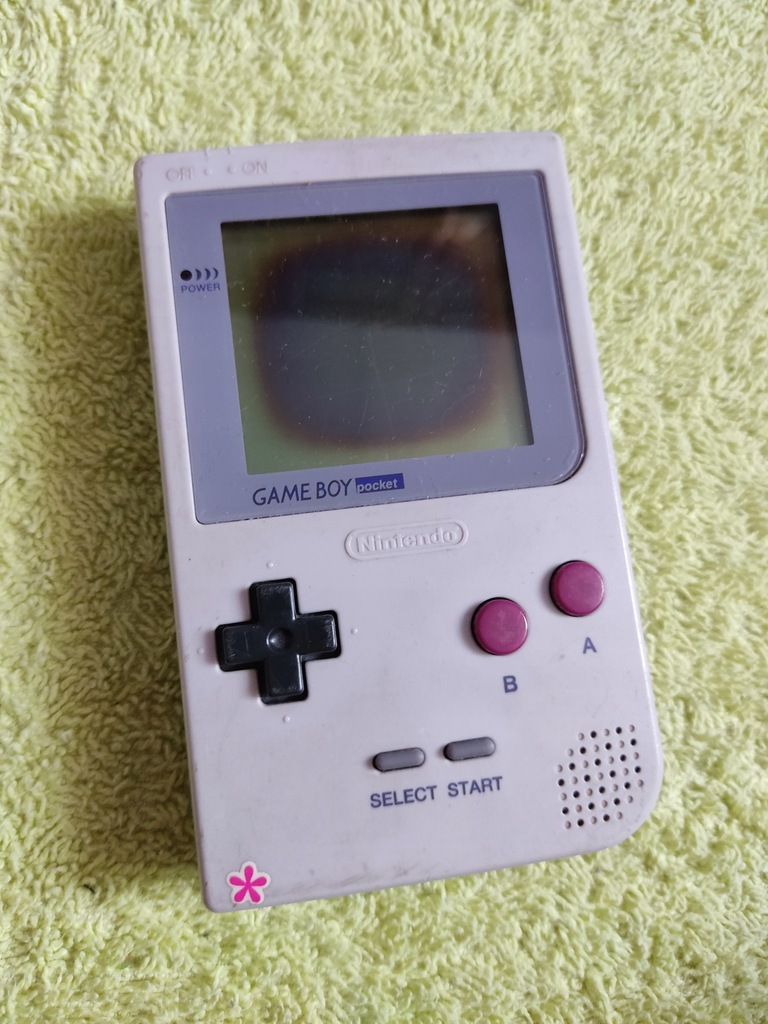 Nintendo Game Boy Pocket Off-white - 14981325924 - oficjalne archiwum ...