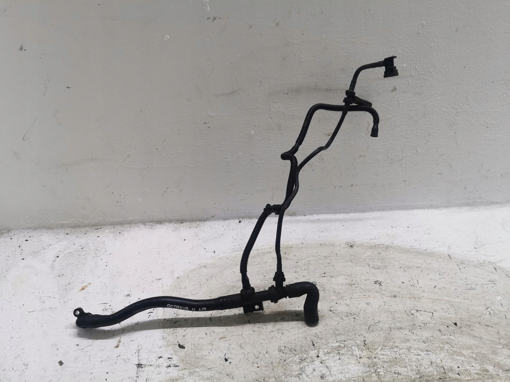 PRZEWÓD RURA POWIETRZA SKODA OCTAVIA II LIFT 1.4 - 14729894018 ...