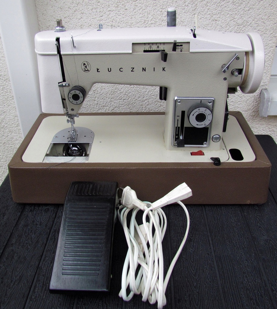 STARA MASZYNA DO SZYCIA WALIZKOWA ŁUCZNIK - 12998944678 - oficjalne ...