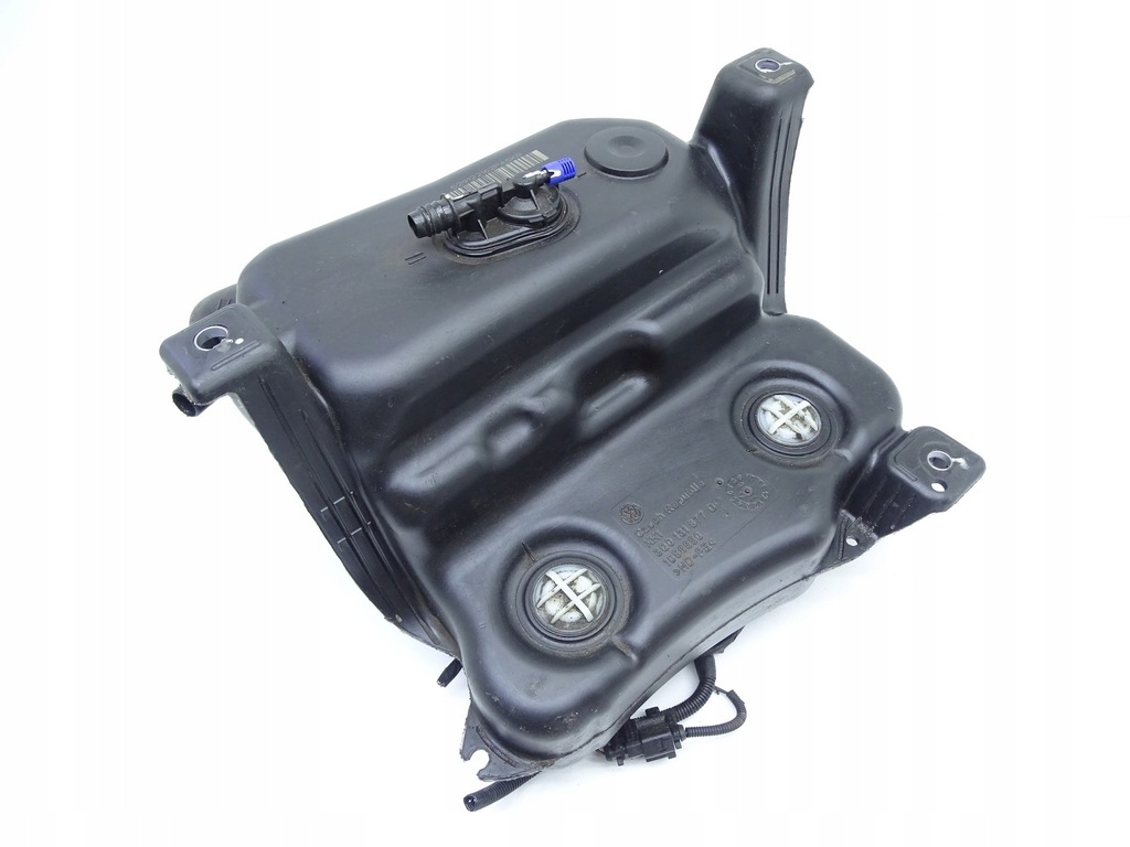 ZBIORNIK POMPKA ADBLUE VW PASSAT B8 SUPERB III 3Q0131877D 5Q0131969F ...