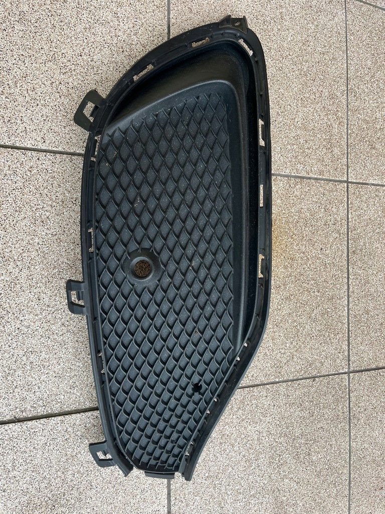 Mercedes CLA W117 kratka zderzaka A1178857500 - 13011676913 - oficjalne ...