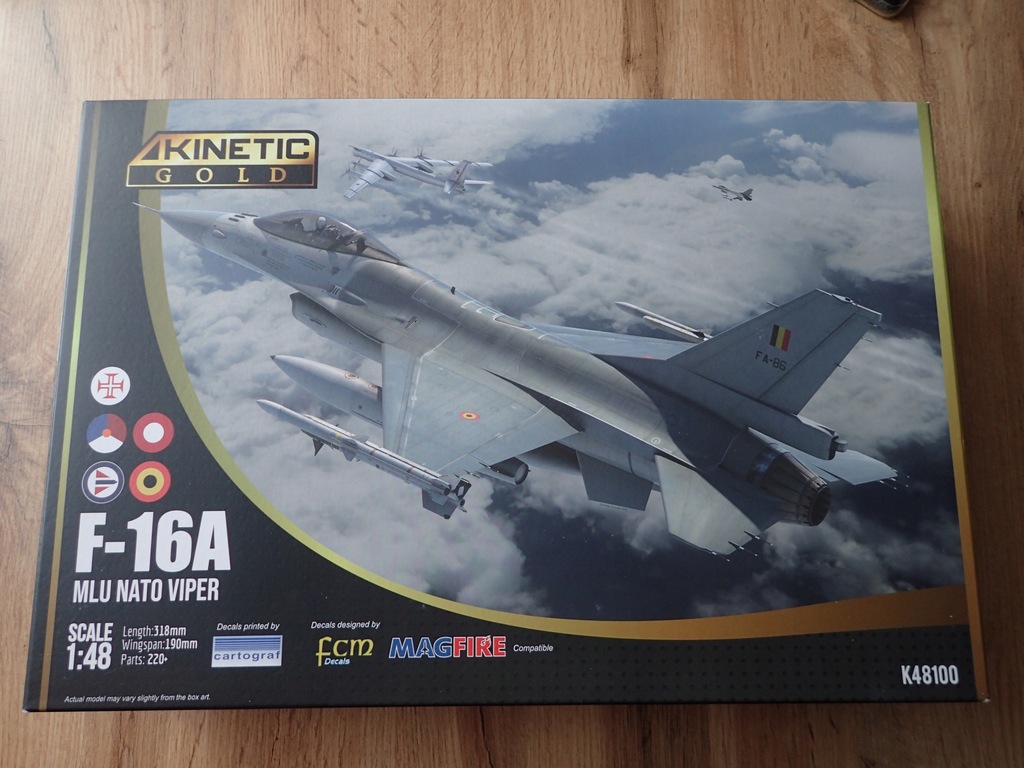 NEW! Kinetic GOLD 48100 F-16A MLU NATO Viper - 13592765152 - oficjalne ...