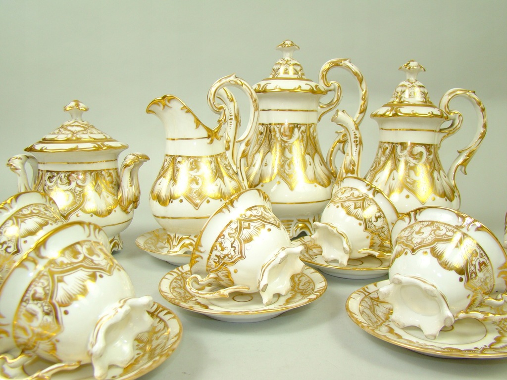 ZŁOCONY KOMPLET Z OKRESU BIEDERMEIER DWA DZBANY - 12835822095 ...