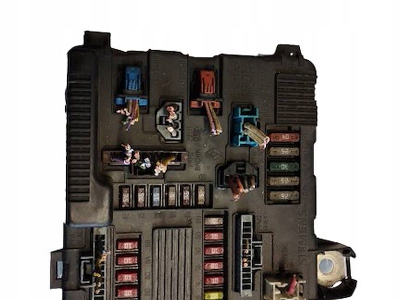 SKRZYNKA BEZPIECZNIKÓW USC RENAULT MEGANE II 2 - 13534314847 - oficjalne archiwum Allegro