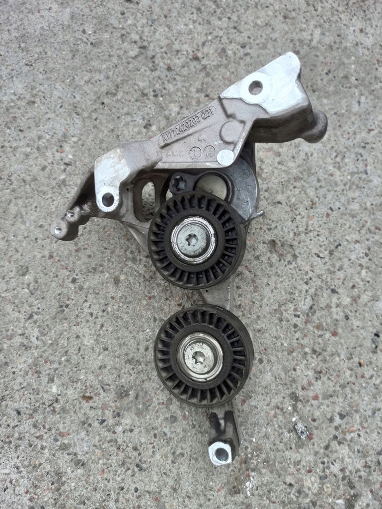 Mercedes W205 C205 AMG C63 napinacz rolka paska - 12286225152 ...