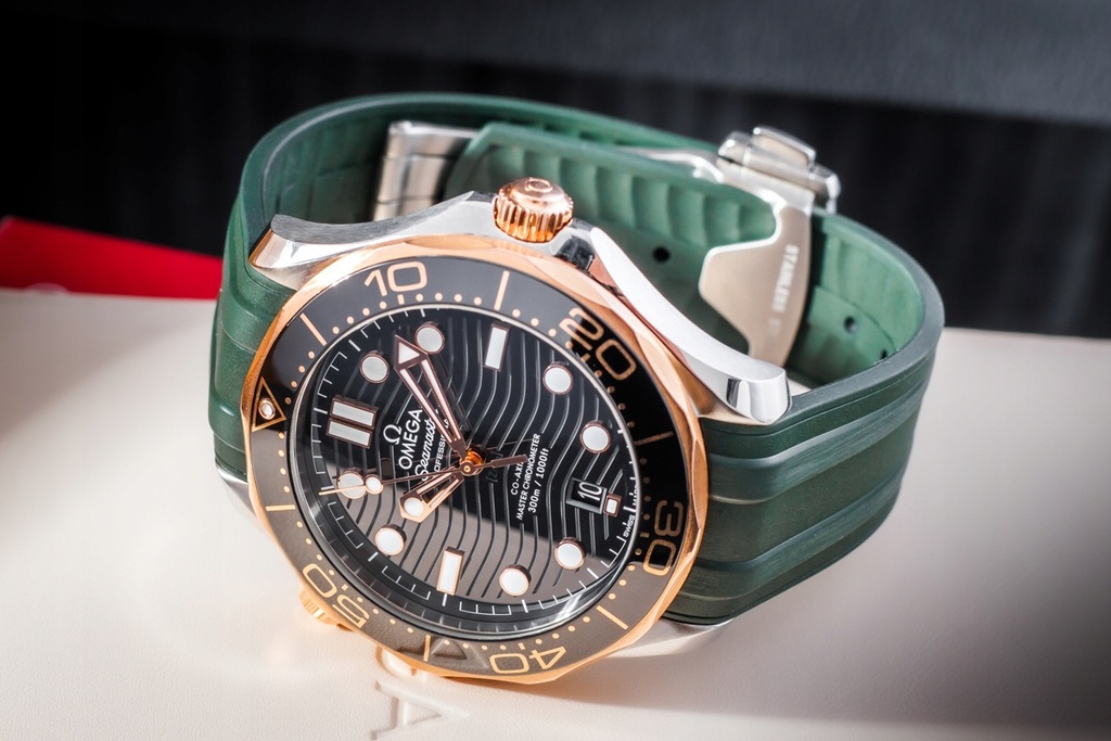 OMEGA SEAMASTER DIVER 300M BLACK SS|18K GOLD CERAMIC BEZEL 42MM+2 PASKI ...