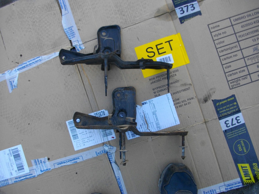 MOCOWANIE POMPY KOMPRESSORA MERCEDES W221 S KLASA - 12087796619 ...