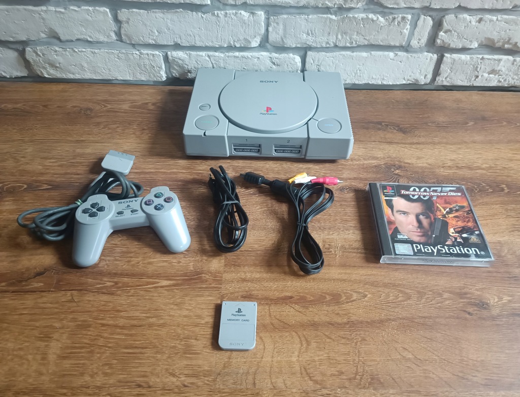 KONSOLA PLAYSTATION 1 SCPH-1002 PAD PSX PS1 GRA - 13653005624 - oficjalne archiwum Allegro