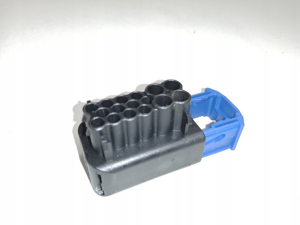 Obudowa złącza elektrycznego VOLVO 30728328 - 8193316031 - oficjalne ...