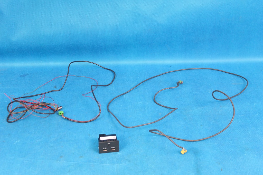 AUDI A6 C7 LIFT ZŁĄCZE USB X2 AUX WIĄZKA 17R - 13804592051 - oficjalne ...