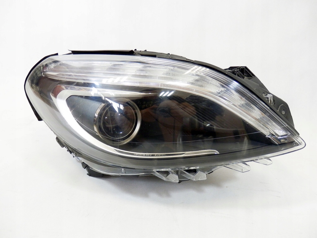 LAMPA PRAWY PRZÓD MERCEDES W246 A2468200239 EU - 8353737419 - oficjalne ...