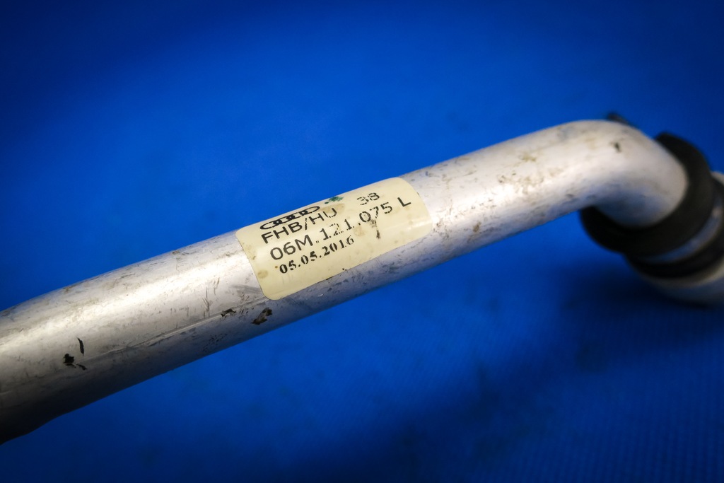 Rura wody wodna Audi S4 S5 8W 06M121075L 3.0TFSI - 7151148435 ...